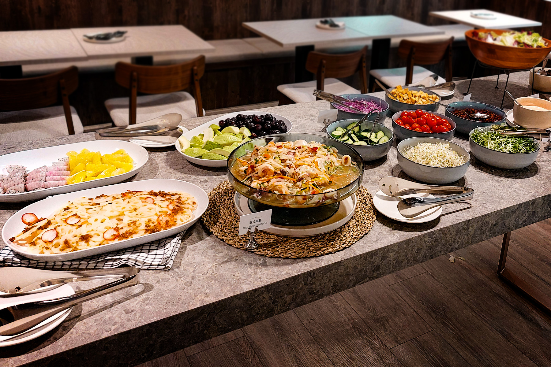 Morning Light – Breakfast - Dahu Park Hotel